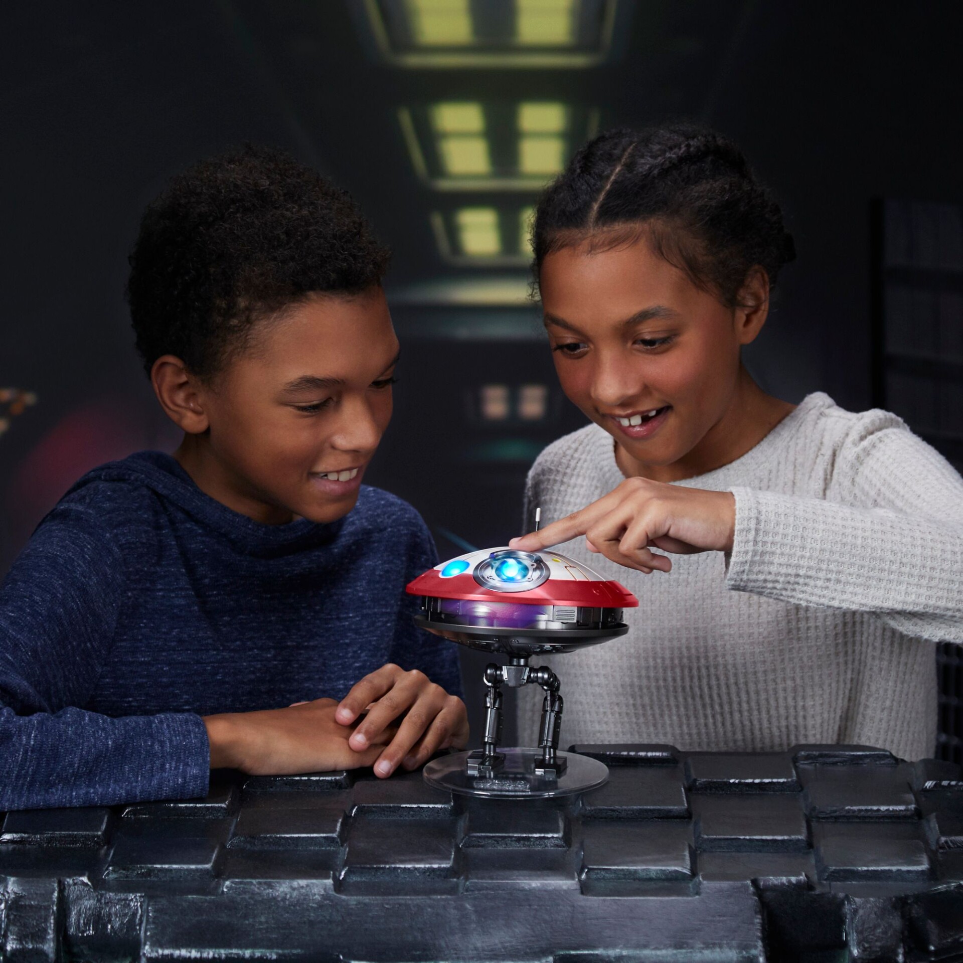 Hasbro Launches LOLA Animatronic Droid - Socalthrills.com