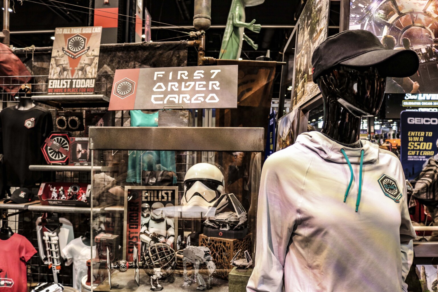 Star Wars: Galaxy's Edge Exclusive Merchandise Preview - Socalthrills.com
